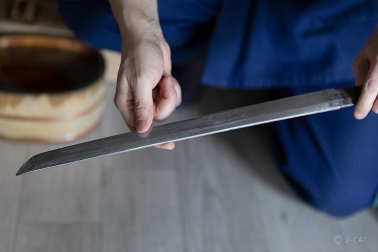 Experience the World of Katana and Polishing at a Master’s Workshop in ...