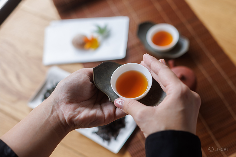 Gain a New Perspective on Japan's Tea Culture With Japanese and Chinese ...
