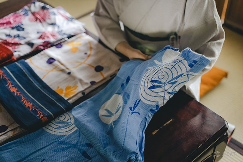 Wear a Yukata and Make Matching Mizuhiki Accessories – Take Your Casual ...