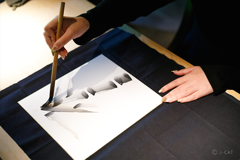 Learn Suiboku-ga Ink Painting Privately from a Kyoto Artist