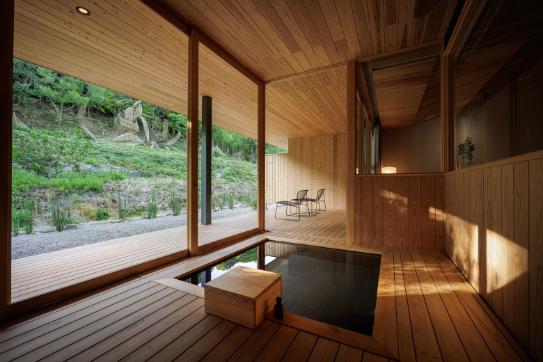 [Short Stay] A Ryokan Brimming with Contemporary Art: Naoshima Roka