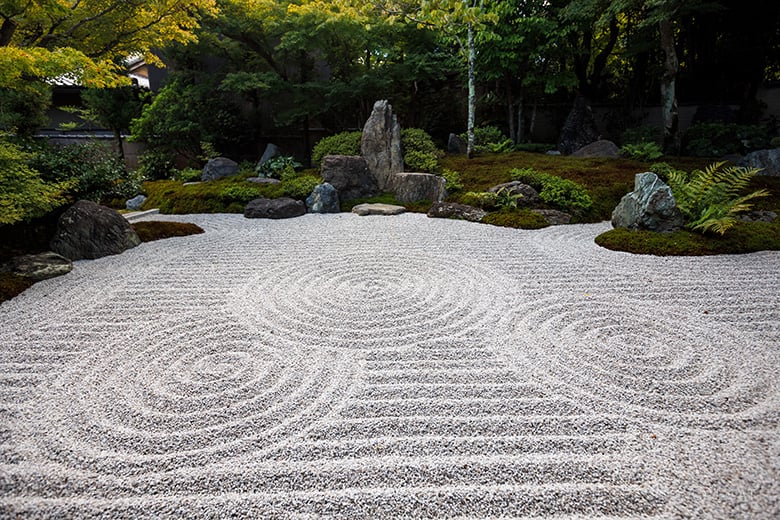 Learn the Art of Karesansui Dry-Garden Raking from a Kyoto Master