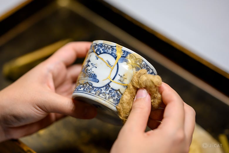 Traditional, All-Natural Kintsugi Experience in Kanazawa, the City of Crafts